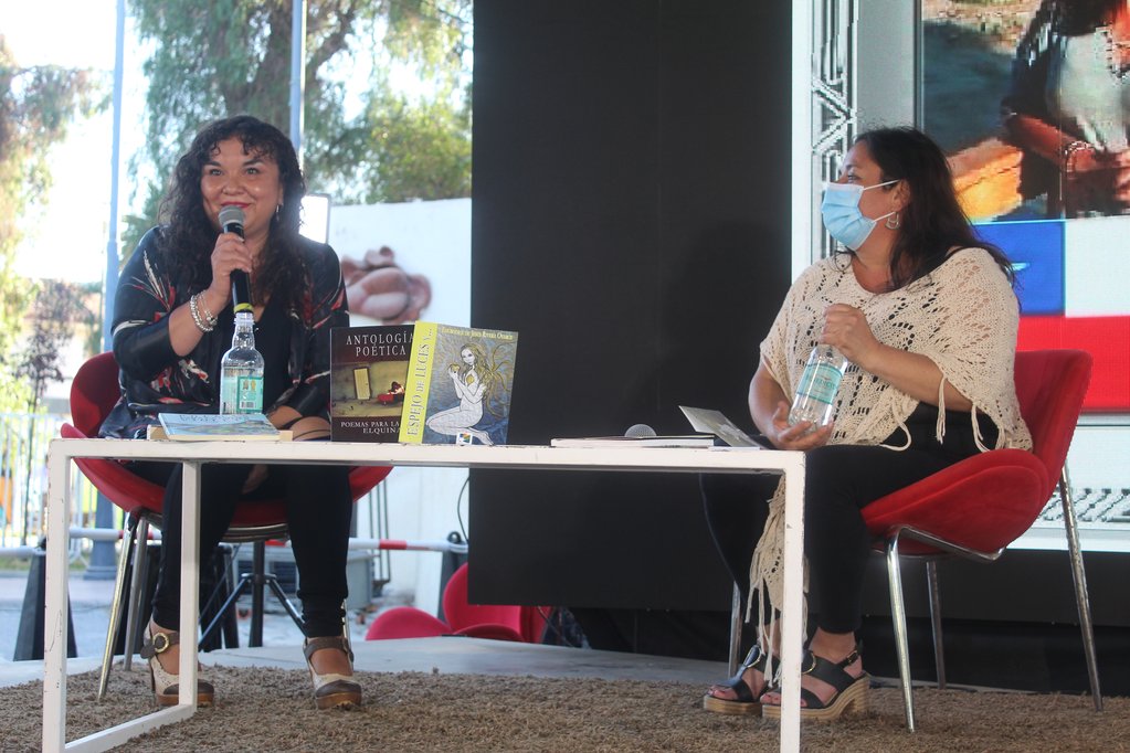 Escritoras, actrices y músicas deslumbraron a todo el público de la ... Escritoras, actrices y músicas deslumbraron a todo el público de la ...